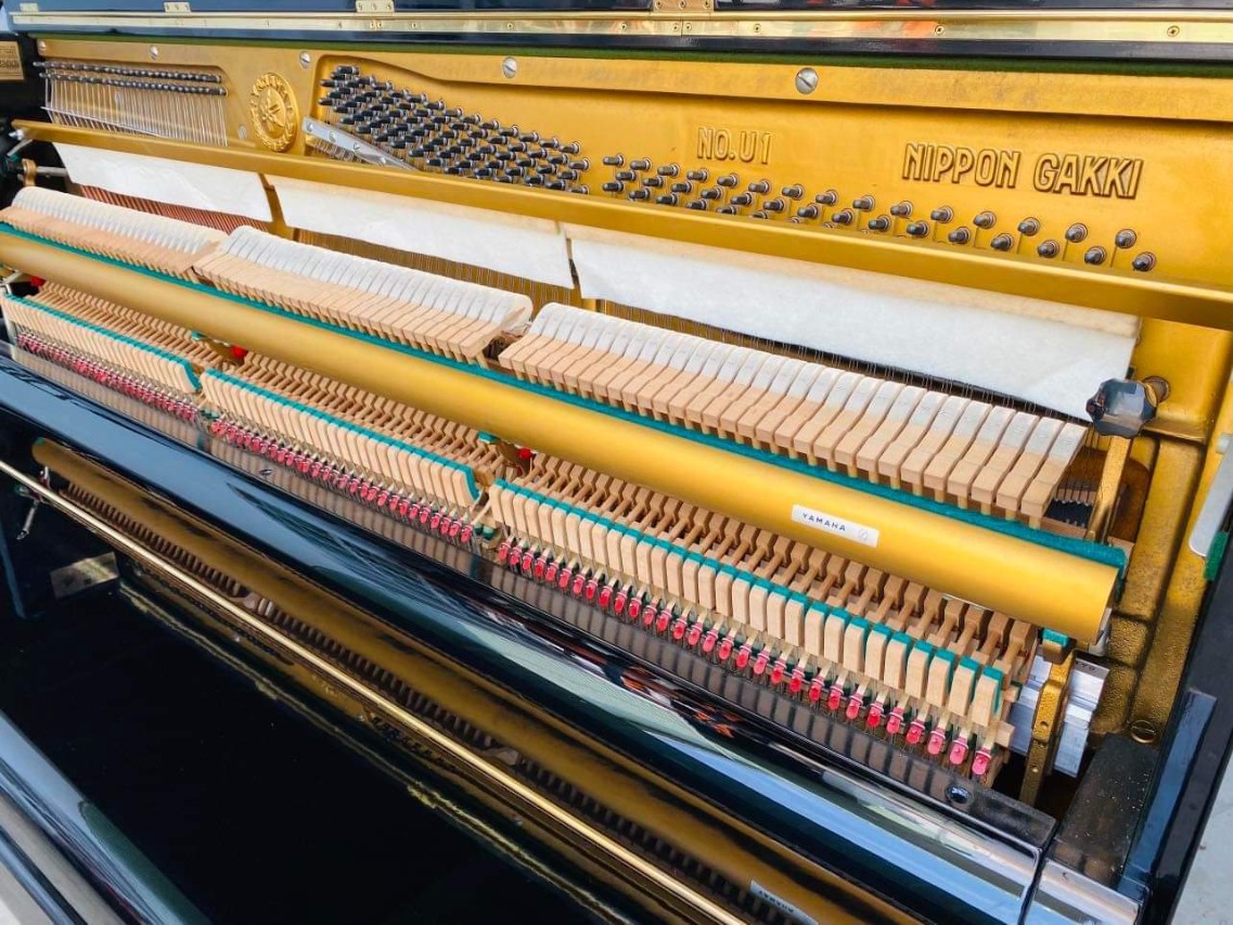 Yamaha U1F | Guitar - Piano Nhật Chính Hãng Tại Đà Nẵng